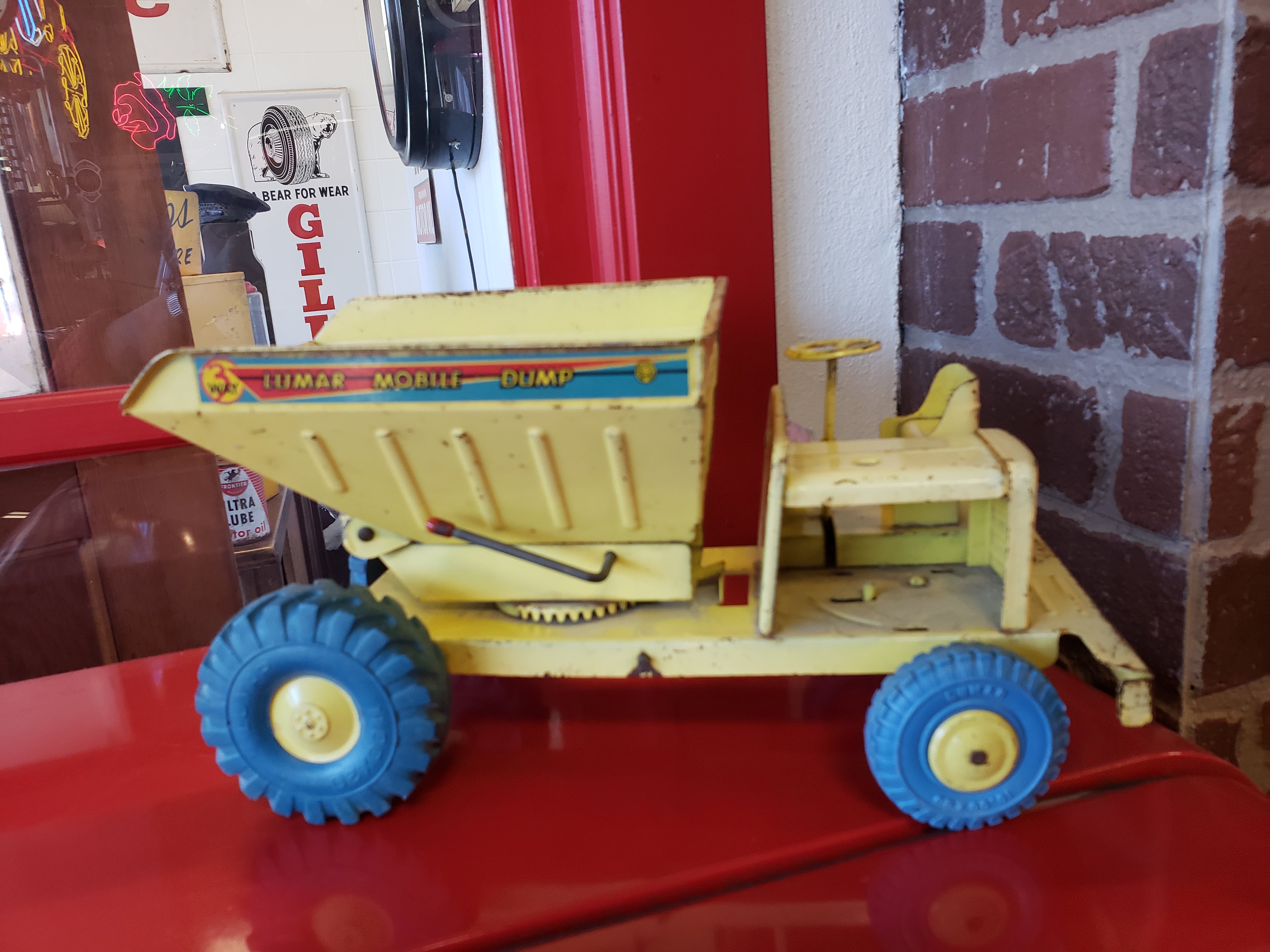LUMAR Mobile Dump Truck – Frontier Auto Museum